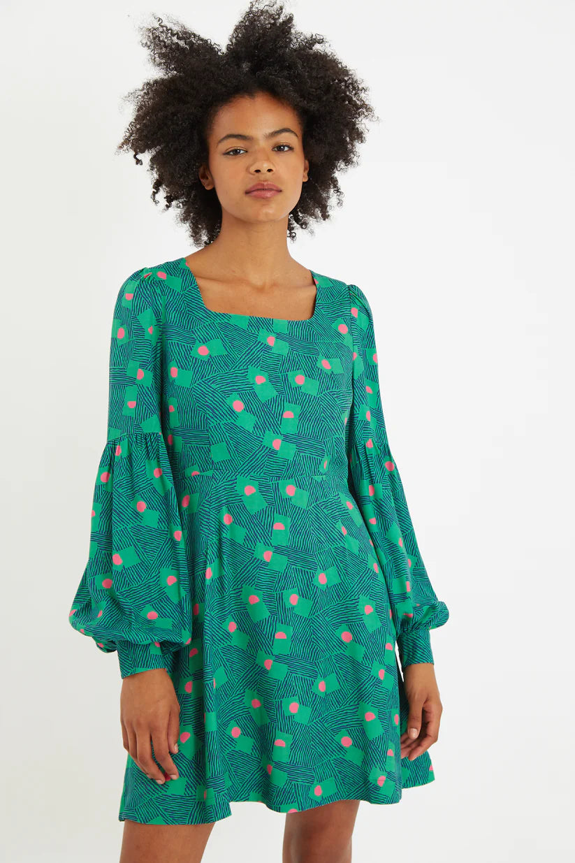 Louche London – Lark London